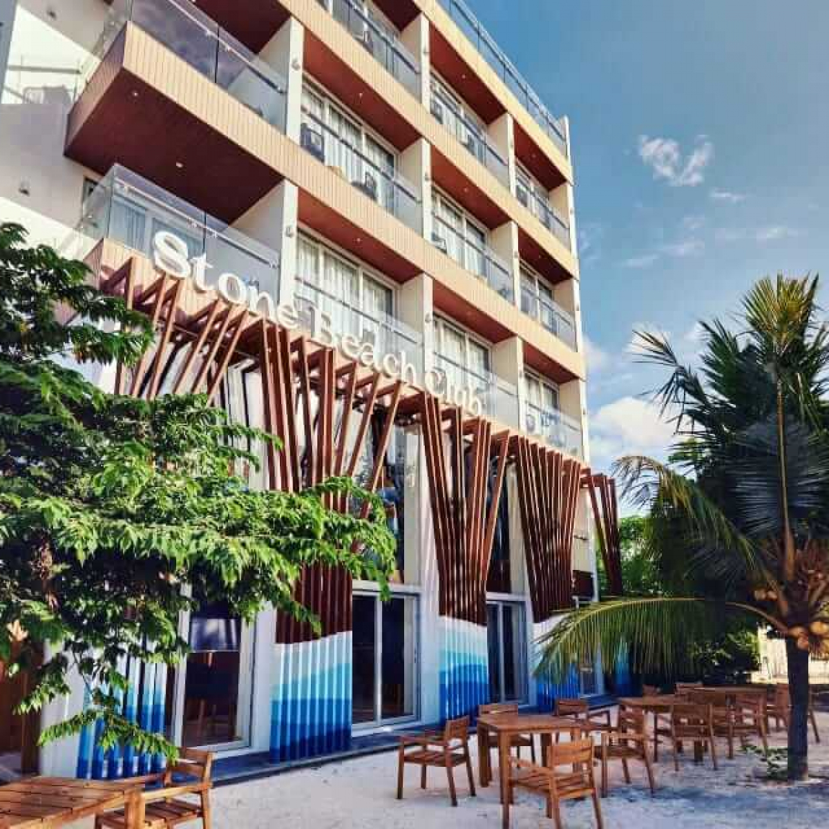 Stone Beach Club Dhiffushi, Maldives - Wiotto.com