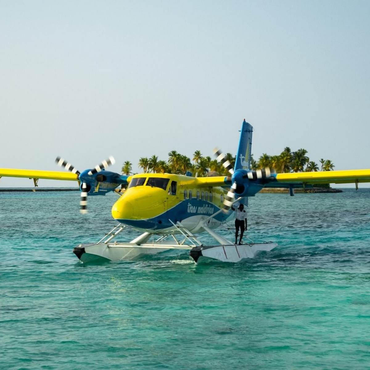 Which Maldives hotels offer seaplane transfers